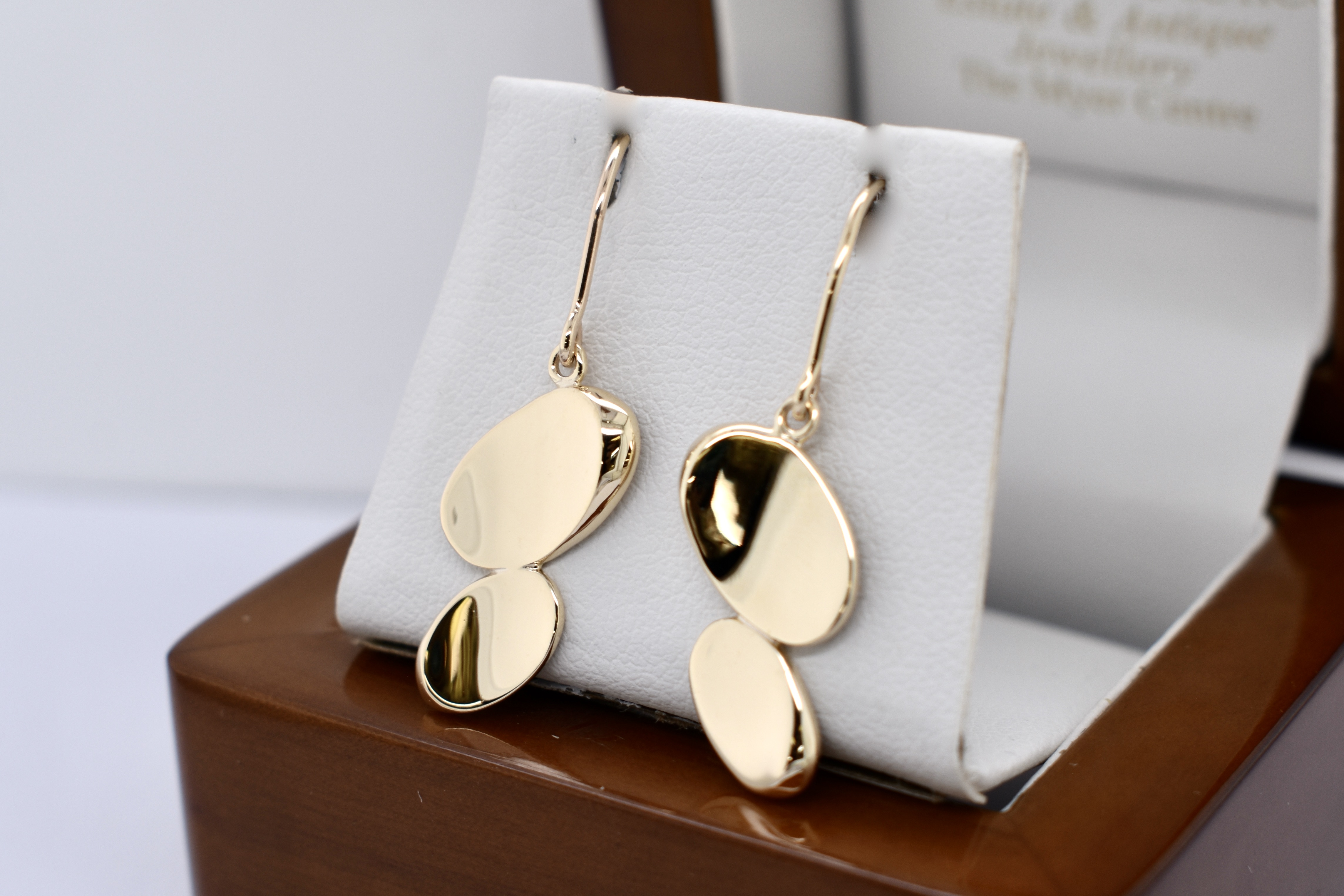 9ct Yellow Gold Curved Double Oval Drops